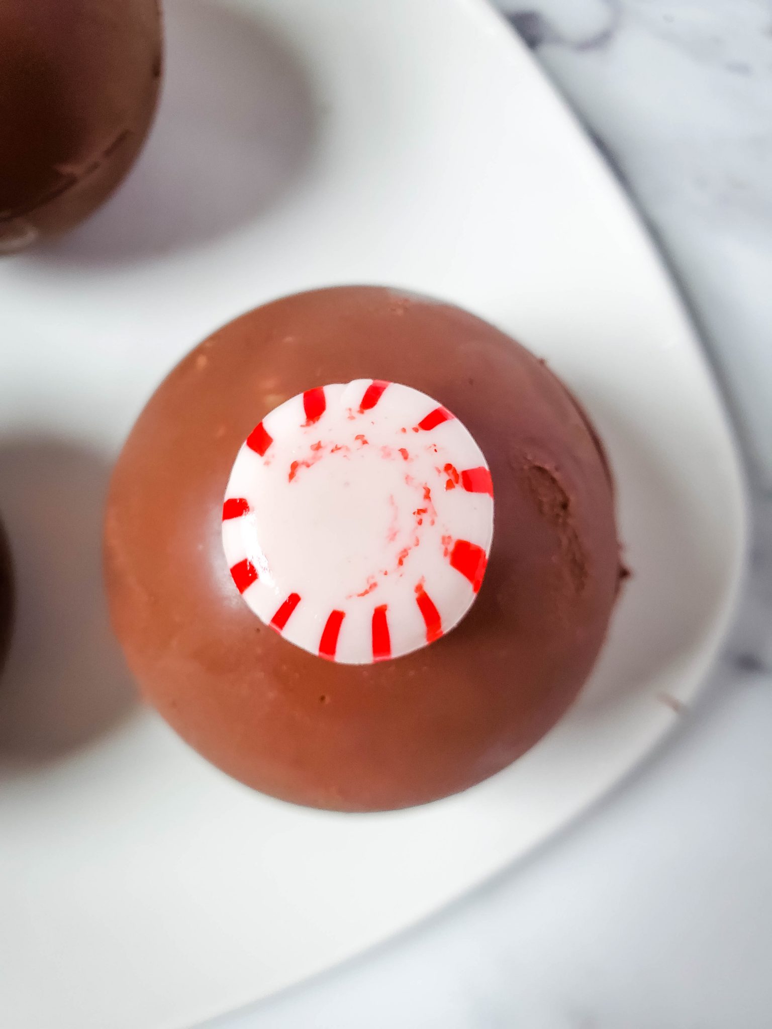 Breakable Chocolate Balls with Candy Inside (With Video) - Christmas ...